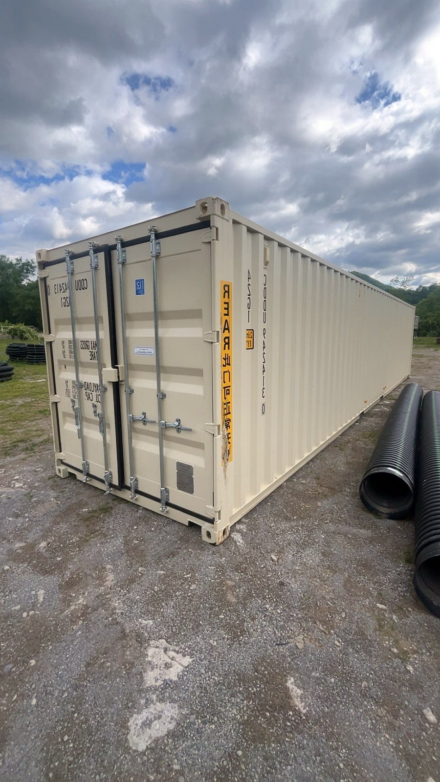 New 40ft Standard Shipping Container in Cincinnati, OH | Yes Containers