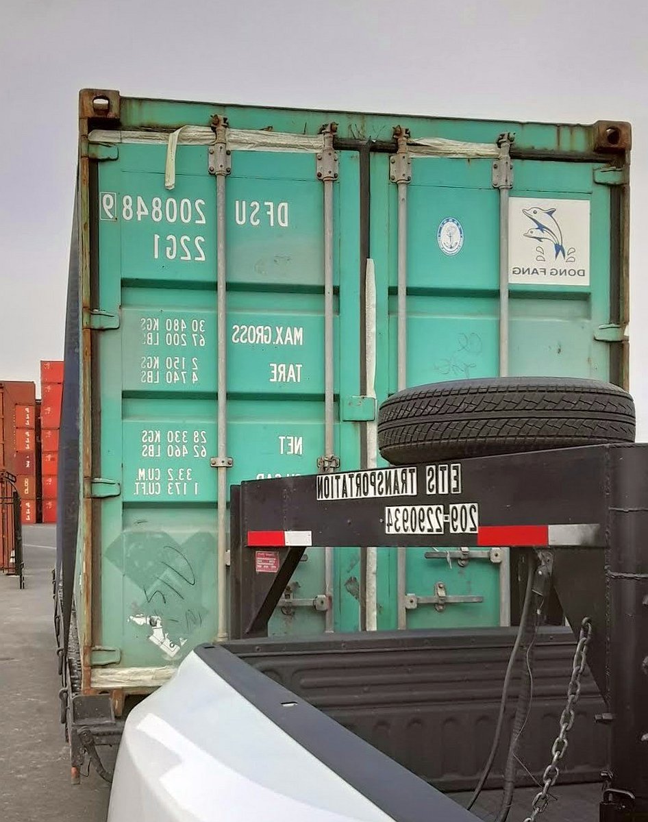 Used 20ft Standard Shipping Container in Detroit, MI | Yes Containers