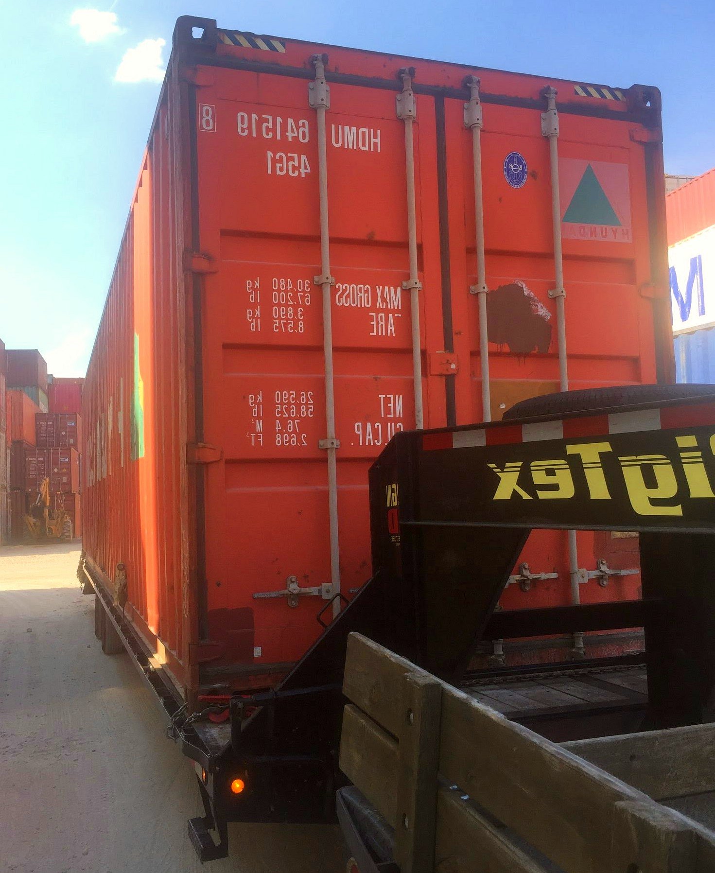 Used 40ft High Cube Shipping Container in Chatsworth, CA | Yes Containers